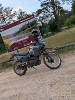 Хонда NX 650 1992 в Цесис, объемом двигателя 0.65 л и пробегом 0 тыс. км за 1800 €, фото  на AUTOMOTO.COM.LV