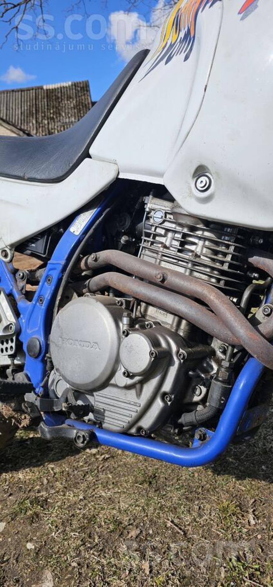 Honda NX 650 1992 Rīga, ar dzinēja tilpumu 0.65 L un nobraukumu 0 tūkst. km par 1600 €, foto 4 vietnē AUTOMOTO.COM.LV