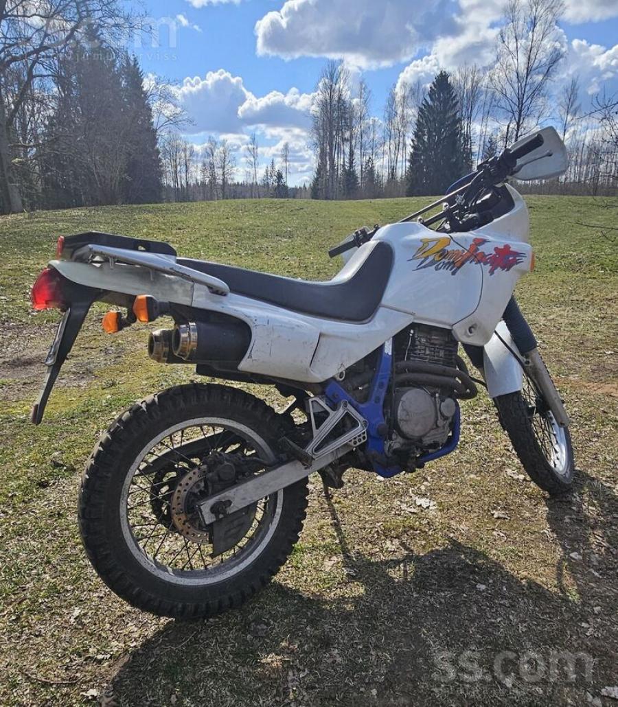 Honda NX 650 1992 Rīga, ar dzinēja tilpumu 0.65 L un nobraukumu 0 tūkst. km par 1600 €, foto 5 vietnē AUTOMOTO.COM.LV