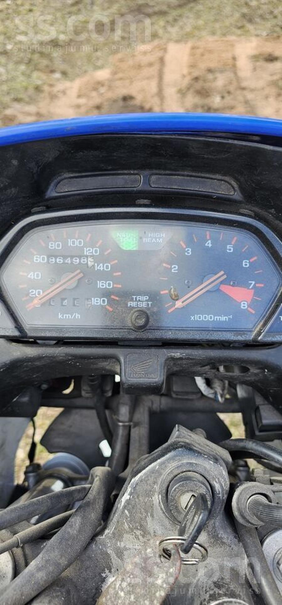 Honda NX 650 1992 Rīga, ar dzinēja tilpumu 0.65 L un nobraukumu 0 tūkst. km par 1600 €, foto 6 vietnē AUTOMOTO.COM.LV