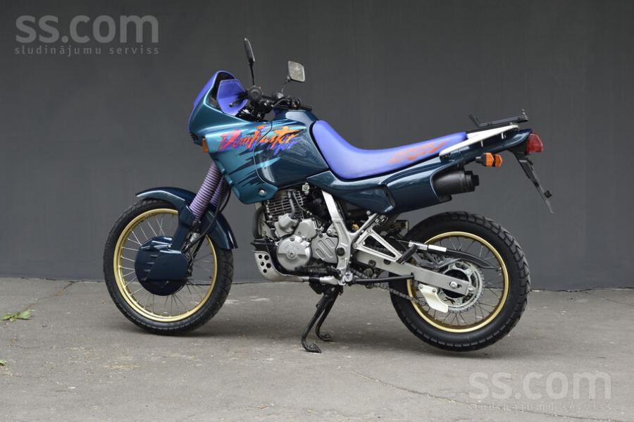 Honda NX 650 1994 in Riga, with an engine capacity of 0.65 L and mileage of 0 thousand km for 2750 €, photo 4 on AUTOMOTO.COM.LV