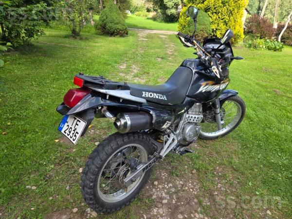 Honda NX 650 2003 in Tukums, with an engine capacity of 0.64 L and mileage of 0 thousand km for 2200 €, photo 4 on AUTOMOTO.COM.LV