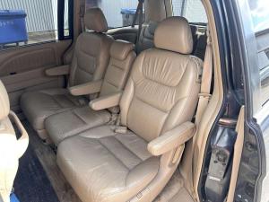 Pelēks Honda Odyssey 2005 Viļņa, ar dzinēja tilpumu 3.47 L un nobraukumu 300 tūkst. km par 4200 €, foto 11 vietnē AUTOMOTO.COM.LV