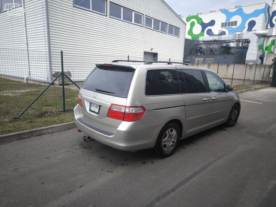 Honda Odyssey 2006 in Kaunas, with an engine capacity of 3.50 L and mileage of 188 thousand km for 6200 €, photo 3 on AUTOMOTO.COM.LV