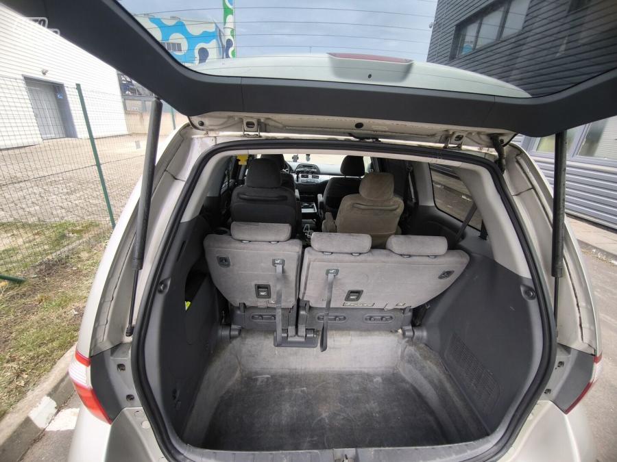 Honda Odyssey 2006 in Kaunas, with an engine capacity of 3.50 L and mileage of 188 thousand km for 6200 €, photo 11 on AUTOMOTO.COM.LV