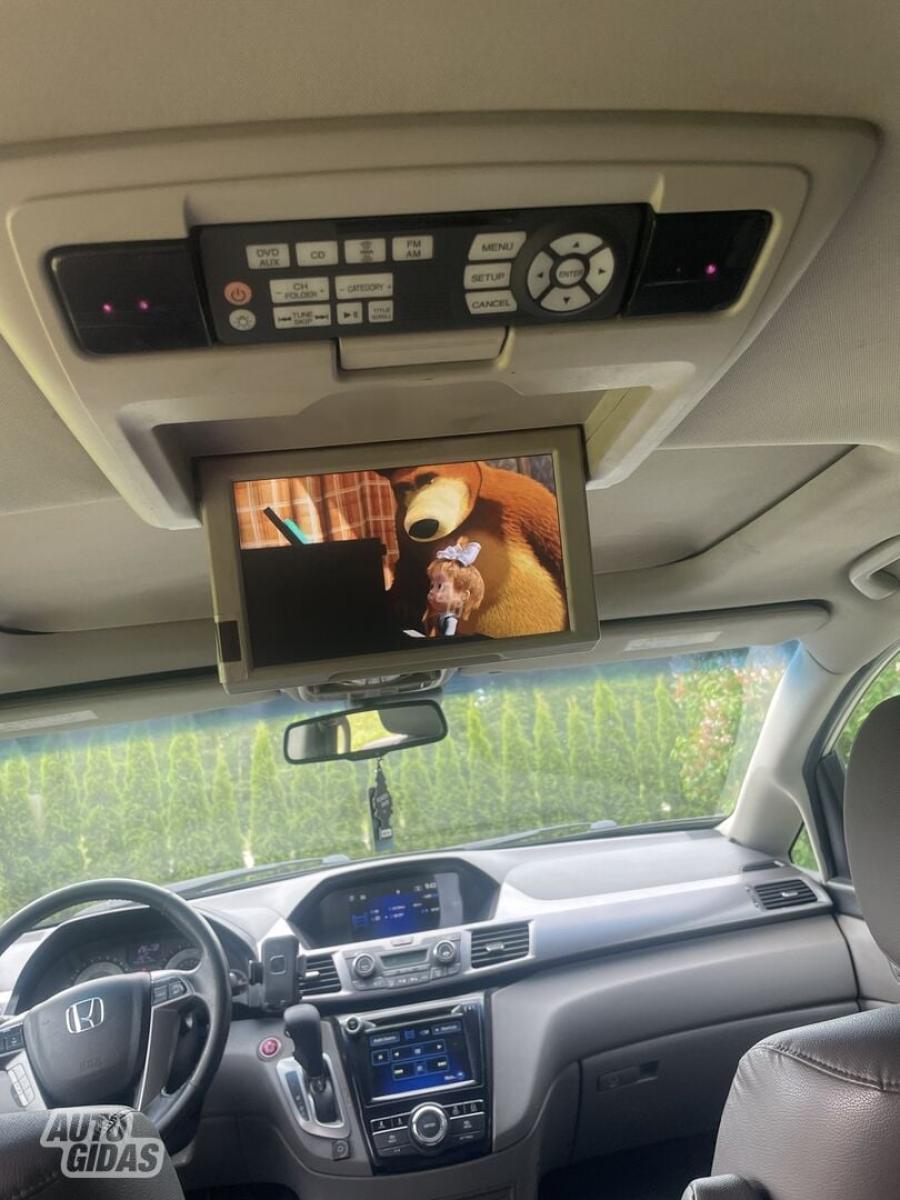 Balts Honda Odyssey 2014 Alīta, ar dzinēja tilpumu 3.50 L un nobraukumu 246 tūkst. km par 11000 €, foto 16 vietnē AUTOMOTO.COM.LV