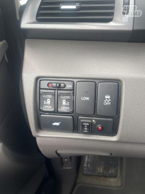 Balts Honda Odyssey 2014 Alīta, ar dzinēja tilpumu 3.50 L un nobraukumu 246 tūkst. km par 11000 €, foto 19 vietnē AUTOMOTO.COM.LV