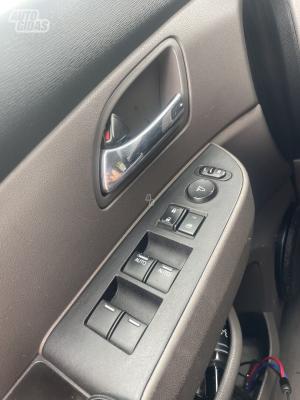 Balts Honda Odyssey 2014 Alīta, ar dzinēja tilpumu 3.50 L un nobraukumu 246 tūkst. km par 11000 €, foto 20 vietnē AUTOMOTO.COM.LV