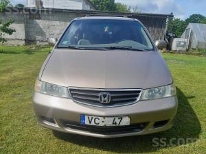 Dzeltens Honda Odyssey 2003 Tukums, ar dzinēja tilpumu 3.50 L un nobraukumu 263 tūkst. km par 1099 €, foto 6 vietnē AUTOMOTO.COM.LV