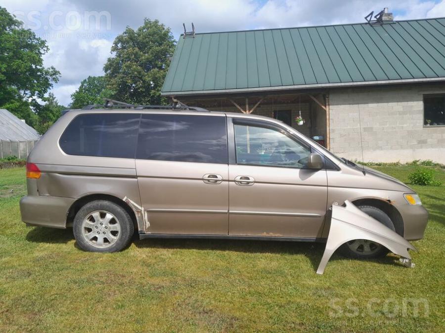 Dzeltens Honda Odyssey 2003 Tukums, ar dzinēja tilpumu 3.50 L un nobraukumu 263 tūkst. km par 1099 €, foto 9 vietnē AUTOMOTO.COM.LV