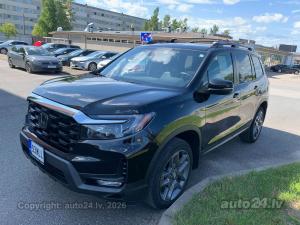 Black Honda Passport 2022 in Tallinn, with an engine capacity of 3.50 L and mileage of 35 thousand km for 32900 €, photo  on AUTOMOTO.COM.LV