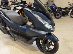 Синий Хонда PCX 2024 в Шяуляй, объемом двигателя 0.13 л и пробегом 2 тыс. км за 2750 €, фото 8 на AUTOMOTO.COM.LV