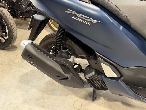 Синий Хонда PCX 2024 в Шяуляй, объемом двигателя 0.13 л и пробегом 2 тыс. км за 2750 €, фото 9 на AUTOMOTO.COM.LV