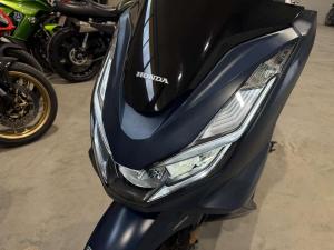 Синий Хонда PCX 2024 в Шяуляй, объемом двигателя 0.13 л и пробегом 2 тыс. км за 2750 €, фото 21 на AUTOMOTO.COM.LV