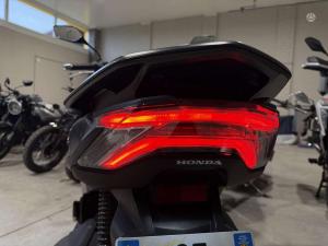 Синий Хонда PCX 2024 в Шяуляй, объемом двигателя 0.13 л и пробегом 2 тыс. км за 2500 €, фото 18 на AUTOMOTO.COM.LV