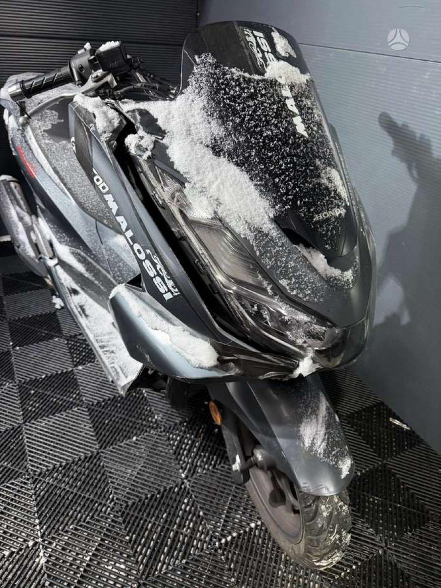 Honda PCX 2022 Tauragė, ar dzinēja tilpumu 0.13 L un nobraukumu 5 tūkst. km par 1350 €, foto 2 vietnē AUTOMOTO.COM.LV