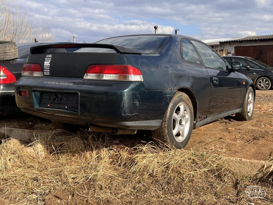 Honda Prelude 1997 in Sirvintos, with an engine capacity of 2.00 L and mileage of 170 thousand km for 500 €, photo 5 on AUTOMOTO.COM.LV