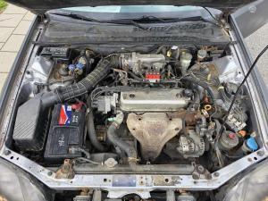 Pelēks Honda Prelude 1997 Viļņa, ar dzinēja tilpumu 2.00 L un nobraukumu 250 tūkst. km par 850 €, foto 8 vietnē AUTOMOTO.COM.LV