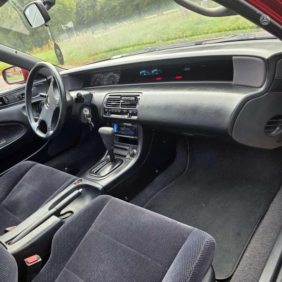 Red Honda Prelude 1994 in Alytus, with an engine capacity of 2.00 L and mileage of 123 thousand km for 6750 €, photo 8 on AUTOMOTO.COM.LV