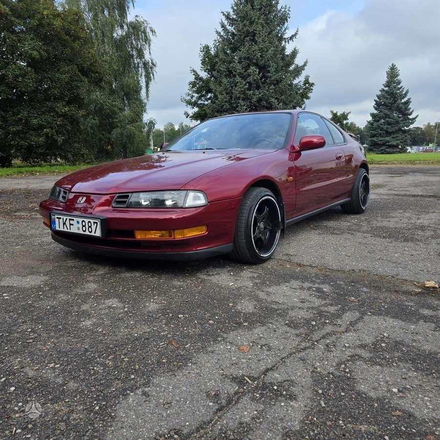 Red Honda Prelude 1994 in Alytus, with an engine capacity of 2.00 L and mileage of 123 thousand km for 6750 €, photo 17 on AUTOMOTO.COM.LV