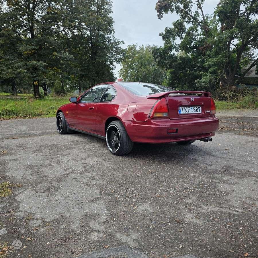 Red Honda Prelude 1994 in Alytus, with an engine capacity of 2.00 L and mileage of 123 thousand km for 6750 €, photo 20 on AUTOMOTO.COM.LV