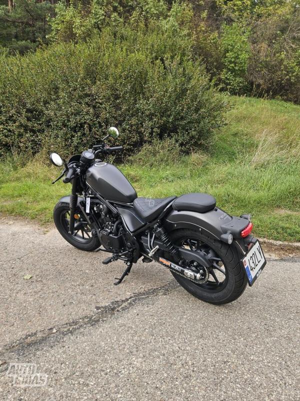 Melns Honda Rebel 2020 Viļņa, ar dzinēja tilpumu 0.50 L un nobraukumu 19 tūkst. km par 4450 €, foto 8 vietnē AUTOMOTO.COM.LV