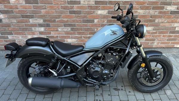 Grey Honda Rebel 2019 in Vilnius, with an engine capacity of 0.47 L and mileage of 2 thousand km for 5500 €, photo 2 on AUTOMOTO.COM.LV