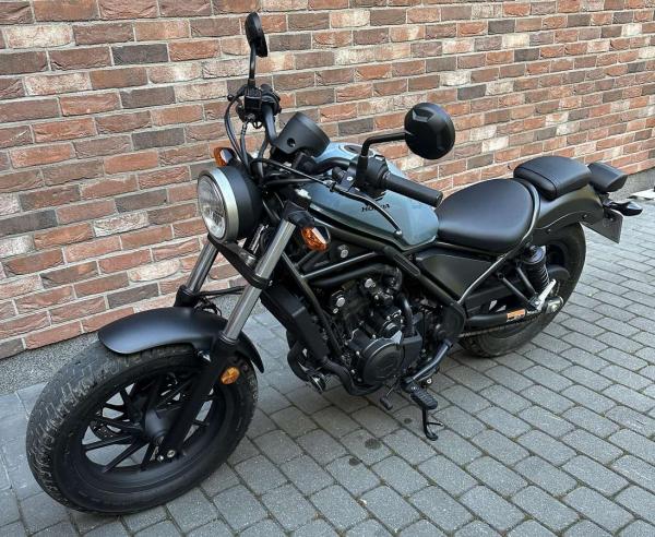 Grey Honda Rebel 2019 in Vilnius, with an engine capacity of 0.47 L and mileage of 2 thousand km for 5500 €, photo 9 on AUTOMOTO.COM.LV