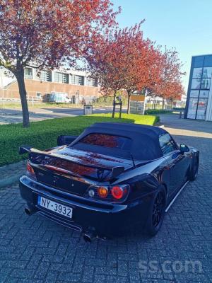 Melns Honda S2000 2006 Rīga, ar dzinēja tilpumu 2.00 L un nobraukumu 133 tūkst. km par 28990 €, foto 8 vietnē AUTOMOTO.COM.LV