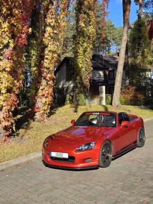 Sarkans Honda S2000 2001 Kauņa, ar dzinēja tilpumu 2.00 L un nobraukumu 117 tūkst. km par 18500 €, foto 4 vietnē AUTOMOTO.COM.LV