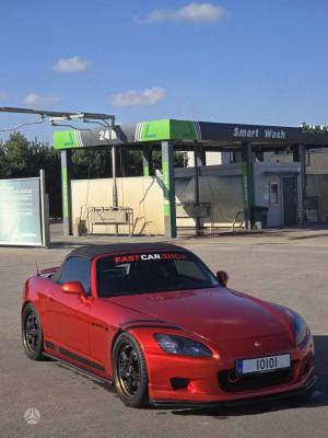 Sarkans Honda S2000 2001 Kauņa, ar dzinēja tilpumu 2.00 L un nobraukumu 117 tūkst. km par 18500 €, foto 9 vietnē AUTOMOTO.COM.LV