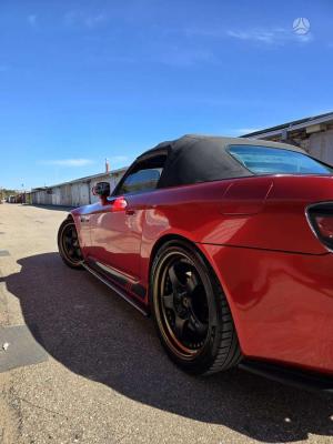 Sarkans Honda S2000 2001 Kauņa, ar dzinēja tilpumu 2.00 L un nobraukumu 117 tūkst. km par 18500 €, foto 29 vietnē AUTOMOTO.COM.LV