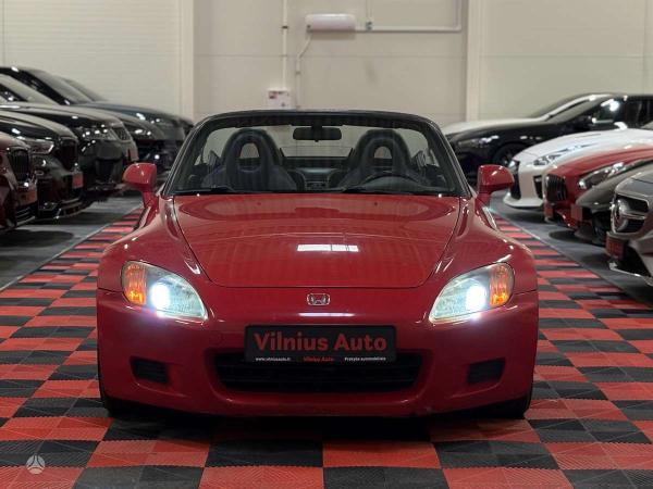 Sarkans Honda S2000 2002 Viļņa, ar dzinēja tilpumu 2.00 L un nobraukumu 286 tūkst. km par 16990 €, foto 2 vietnē AUTOMOTO.COM.LV