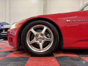 Sarkans Honda S2000 2002 Viļņa, ar dzinēja tilpumu 2.00 L un nobraukumu 286 tūkst. km par 16990 €, foto 10 vietnē AUTOMOTO.COM.LV