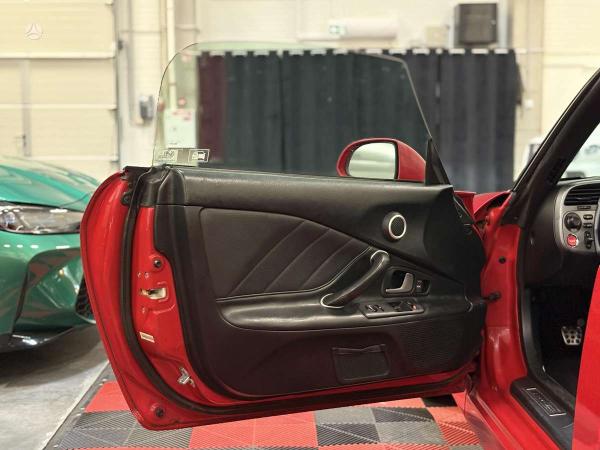 Sarkans Honda S2000 2002 Viļņa, ar dzinēja tilpumu 2.00 L un nobraukumu 286 tūkst. km par 16990 €, foto 10 vietnē AUTOMOTO.COM.LV