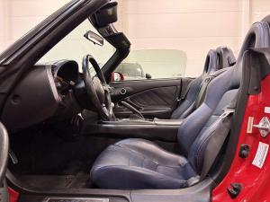 Sarkans Honda S2000 2002 Viļņa, ar dzinēja tilpumu 2.00 L un nobraukumu 286 tūkst. km par 16990 €, foto 13 vietnē AUTOMOTO.COM.LV