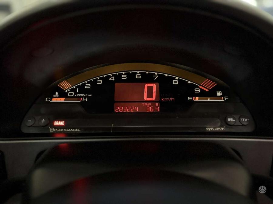 Sarkans Honda S2000 2002 Viļņa, ar dzinēja tilpumu 2.00 L un nobraukumu 286 tūkst. km par 16990 €, foto 20 vietnē AUTOMOTO.COM.LV