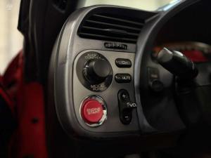 Sarkans Honda S2000 2002 Viļņa, ar dzinēja tilpumu 2.00 L un nobraukumu 286 tūkst. km par 16990 €, foto 21 vietnē AUTOMOTO.COM.LV