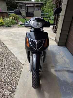 Melns Honda SH 2008 Pasvalys, ar dzinēja tilpumu 0.13 L un nobraukumu 25 tūkst. km par 999 €, foto 16 vietnē AUTOMOTO.COM.LV