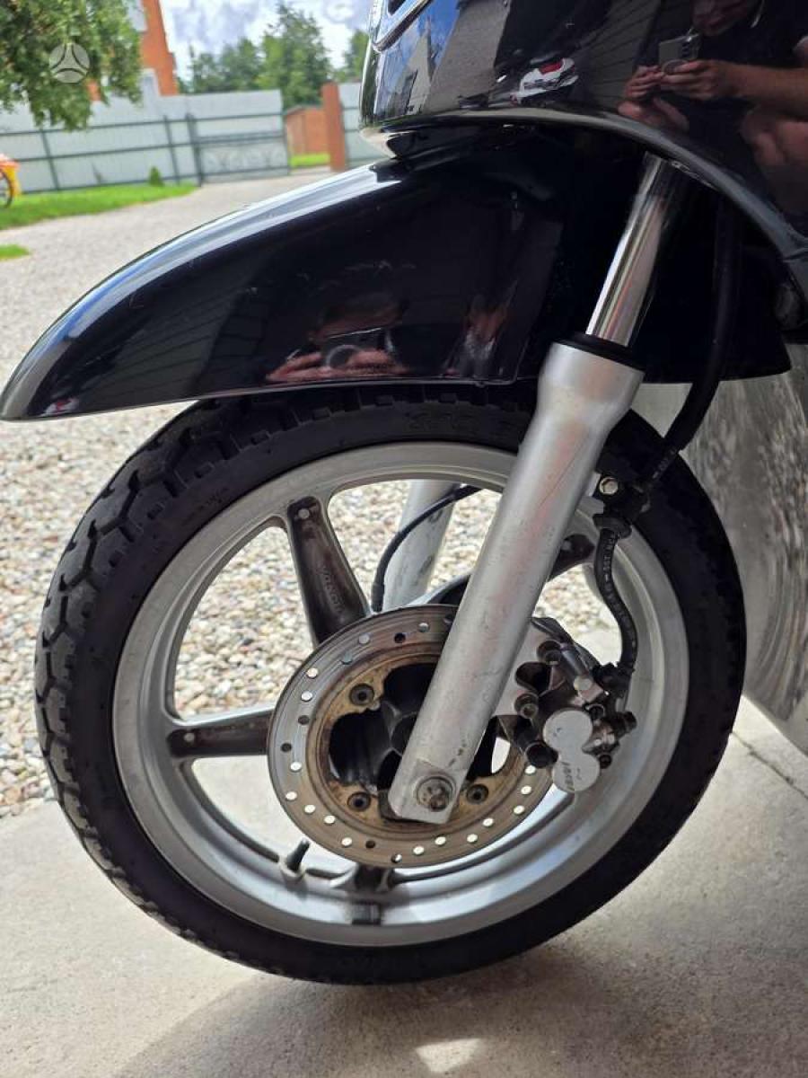 Melns Honda SH 2008 Pasvalys, ar dzinēja tilpumu 0.13 L un nobraukumu 25 tūkst. km par 999 €, foto 17 vietnē AUTOMOTO.COM.LV
