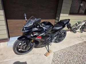 Melns Honda SH 2018 Pasvalys, ar dzinēja tilpumu 0.25 L un nobraukumu 18 tūkst. km par 1749 €, foto 14 vietnē AUTOMOTO.COM.LV