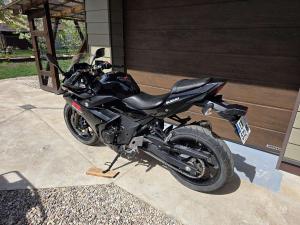 Melns Honda SH 2018 Pasvalys, ar dzinēja tilpumu 0.25 L un nobraukumu 18 tūkst. km par 1749 €, foto 15 vietnē AUTOMOTO.COM.LV