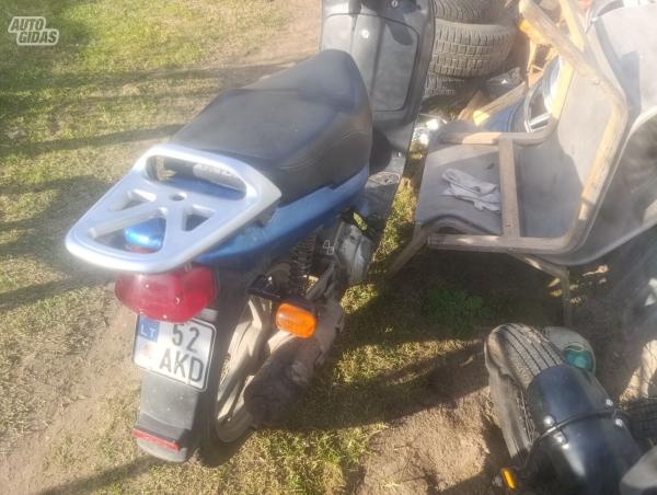 Honda SH 2001 Viļņa, ar dzinēja tilpumu 0.10 L un nobraukumu 0 tūkst. km par 600 €, foto 3 vietnē AUTOMOTO.COM.LV