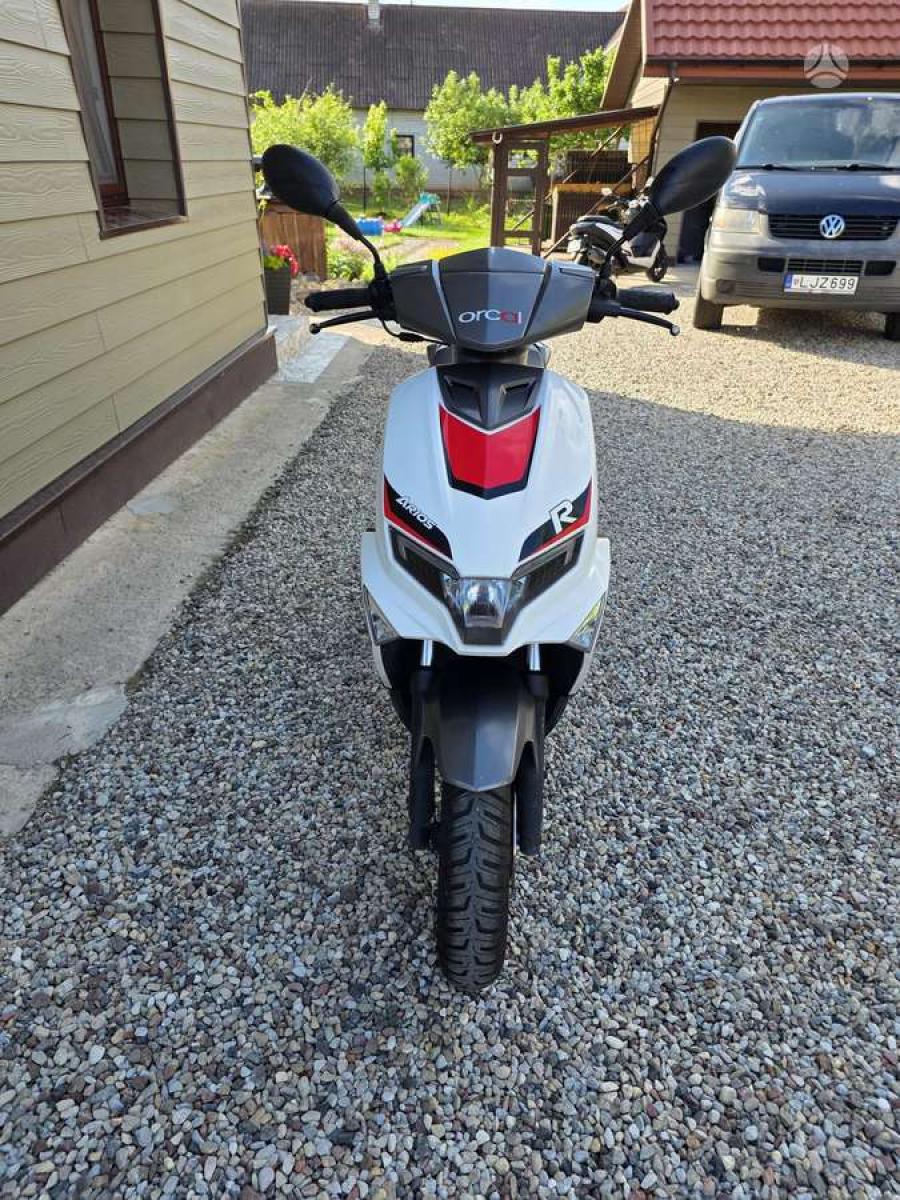 Balts Honda SH 2021 Pasvalys, ar dzinēja tilpumu 50.00 L un nobraukumu 12 tūkst. km par 799 €, foto 5 vietnē AUTOMOTO.COM.LV