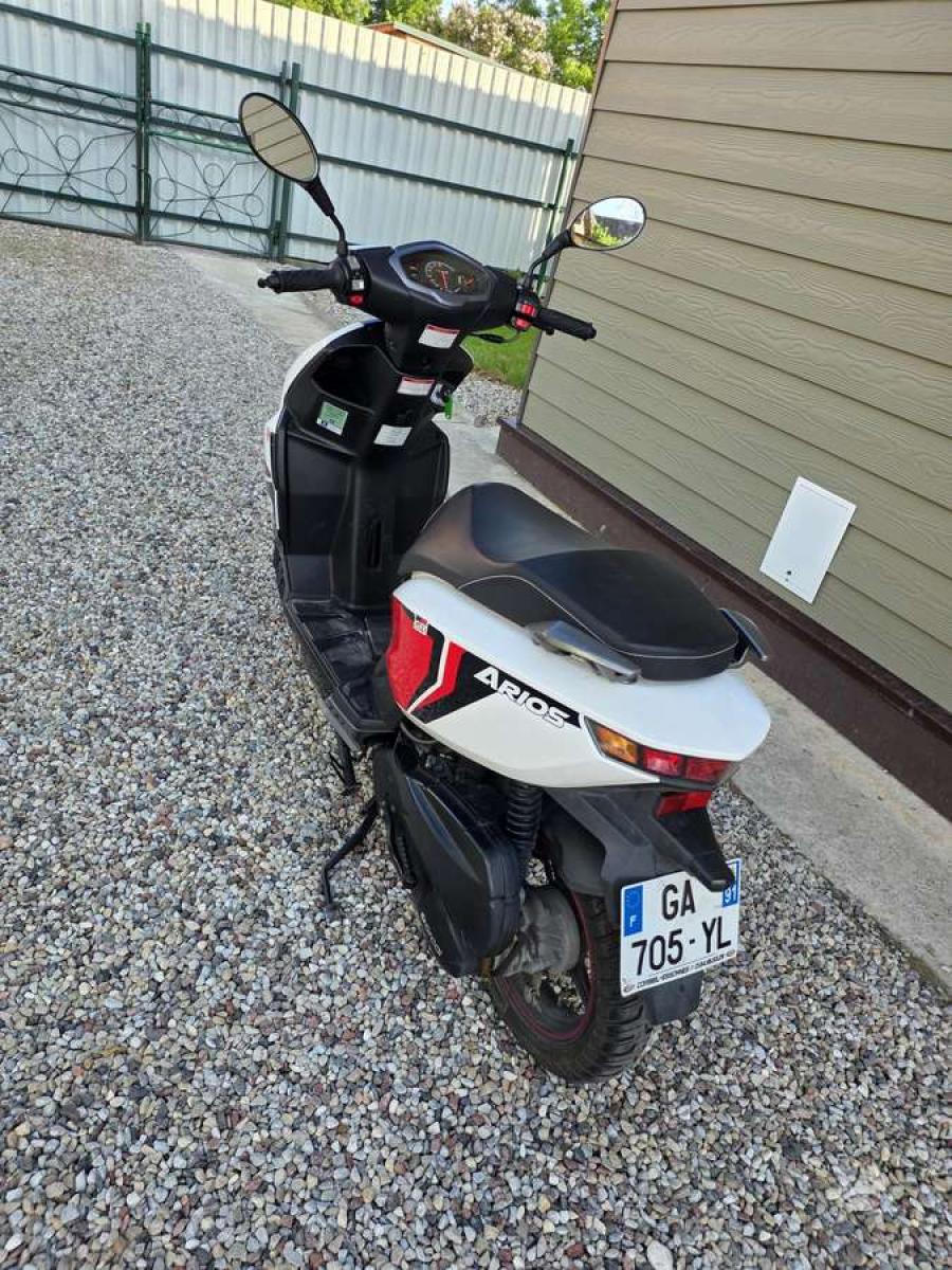 Balts Honda SH 2021 Pasvalys, ar dzinēja tilpumu 50.00 L un nobraukumu 12 tūkst. km par 799 €, foto 6 vietnē AUTOMOTO.COM.LV