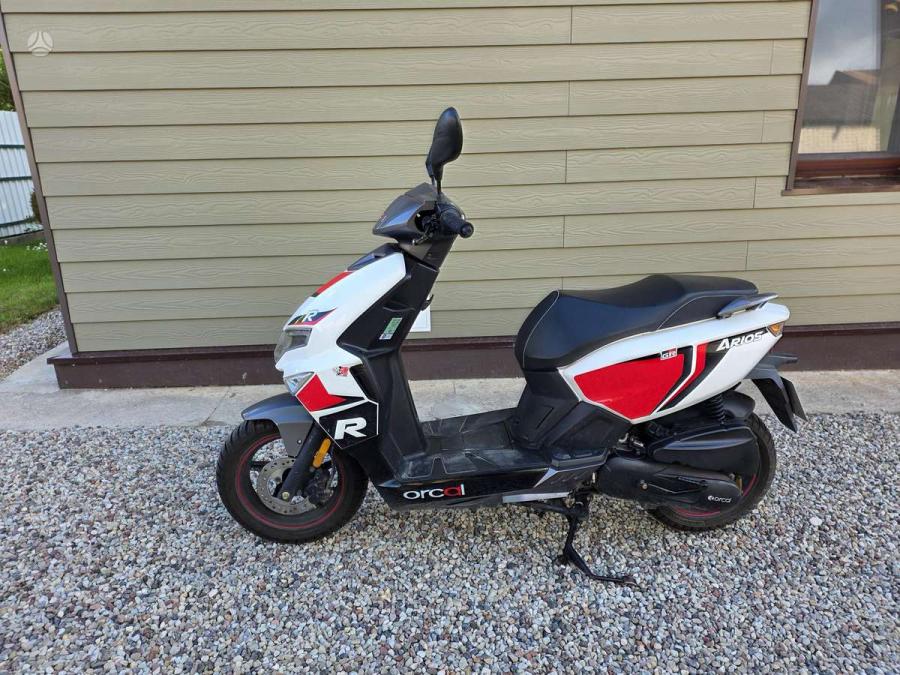 Balts Honda SH 2021 Pasvalys, ar dzinēja tilpumu 50.00 L un nobraukumu 12 tūkst. km par 799 €, foto 8 vietnē AUTOMOTO.COM.LV