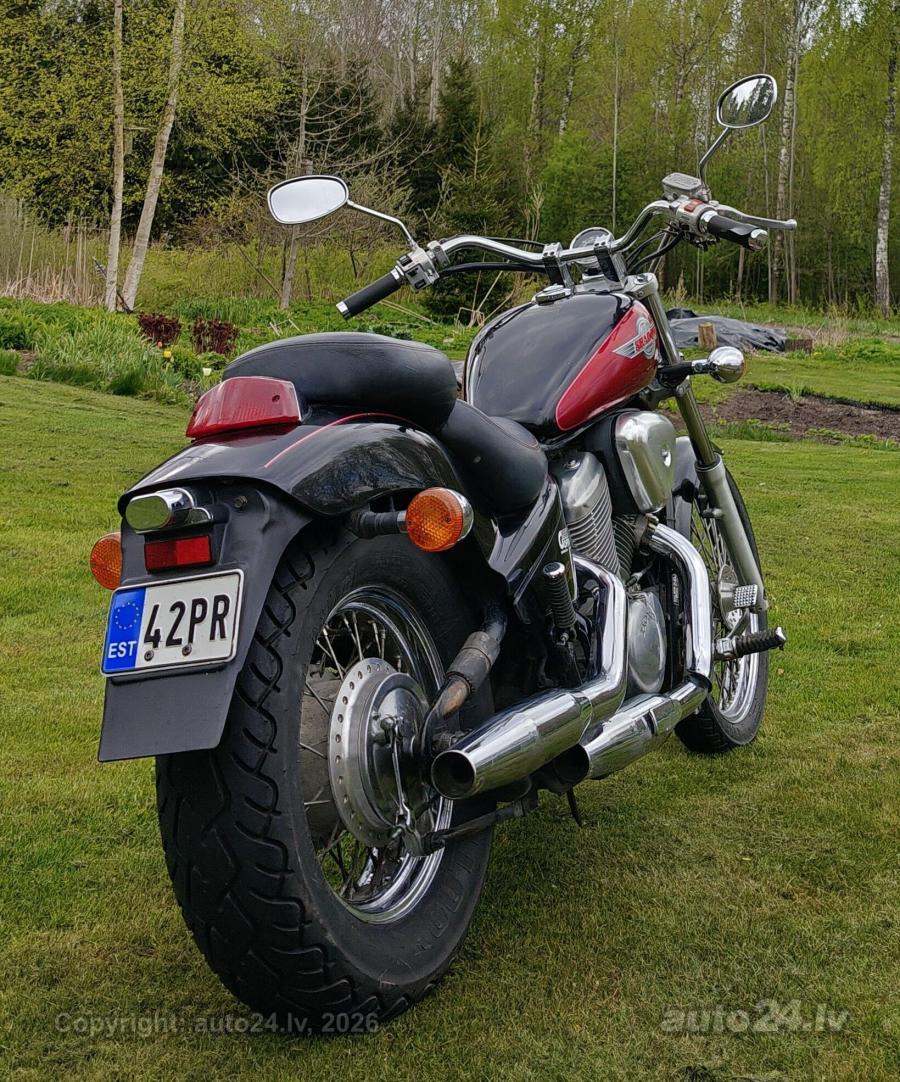 Melns Honda Shadow 600 1996 Pērnava, ar dzinēja tilpumu 0.58 L un nobraukumu 65 tūkst. km par 3150 €, foto 8 vietnē AUTOMOTO.COM.LV