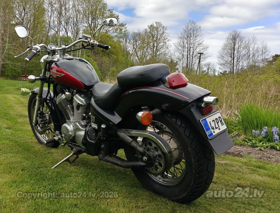 Melns Honda Shadow 600 1996 Pērnava, ar dzinēja tilpumu 0.58 L un nobraukumu 65 tūkst. km par 3150 €, foto 12 vietnē AUTOMOTO.COM.LV