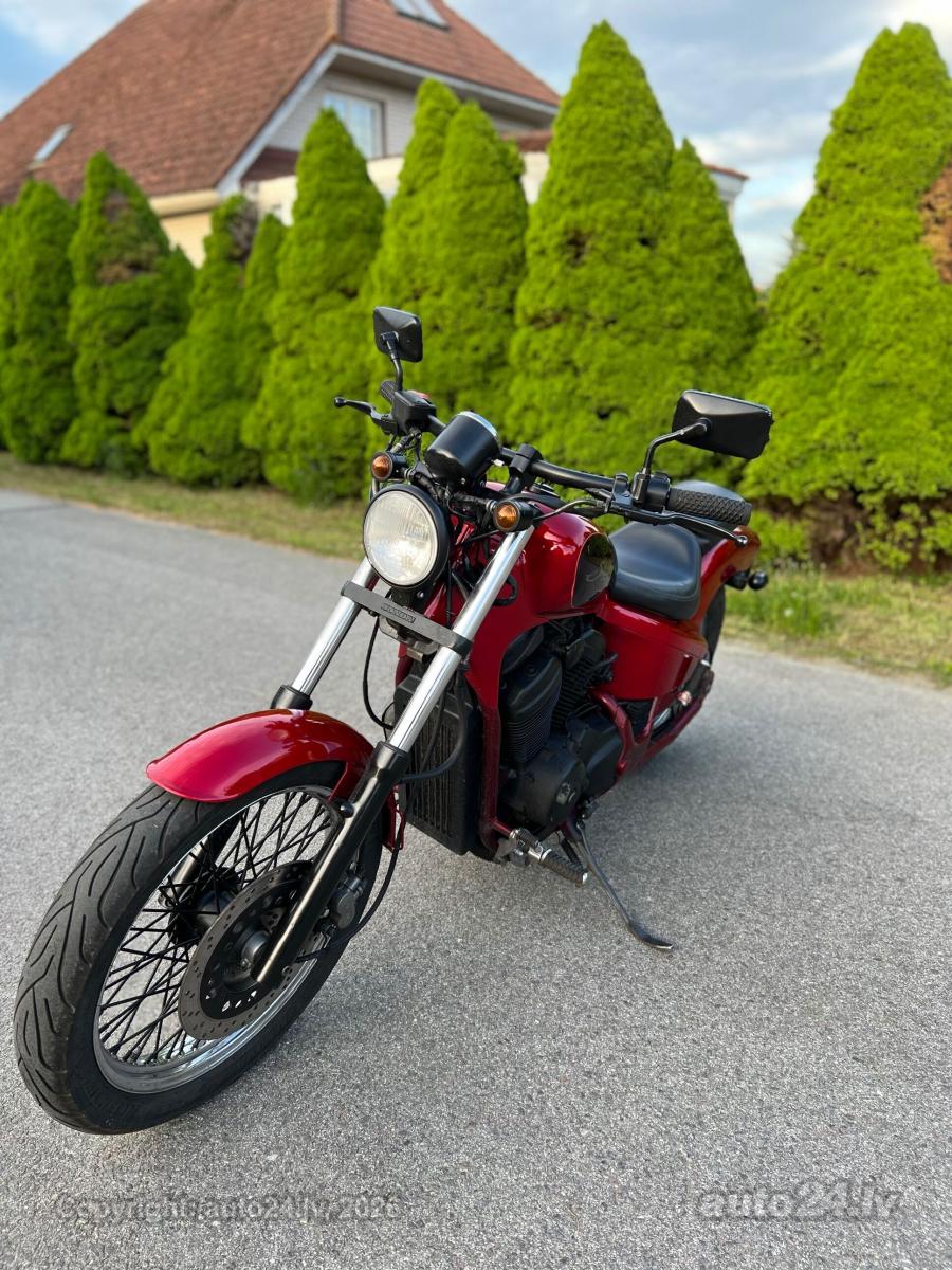 Honda Shadow 600 1992 Tallina, ar dzinēja tilpumu 0.60 L un nobraukumu 50 tūkst. km par 3390 €, foto 4 vietnē AUTOMOTO.COM.LV