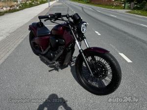 Красный Хонда Shadow 600 1988 в Таллин, объемом двигателя 0.60 л и пробегом 85 тыс. км за 2799 €, фото  на AUTOMOTO.COM.LV